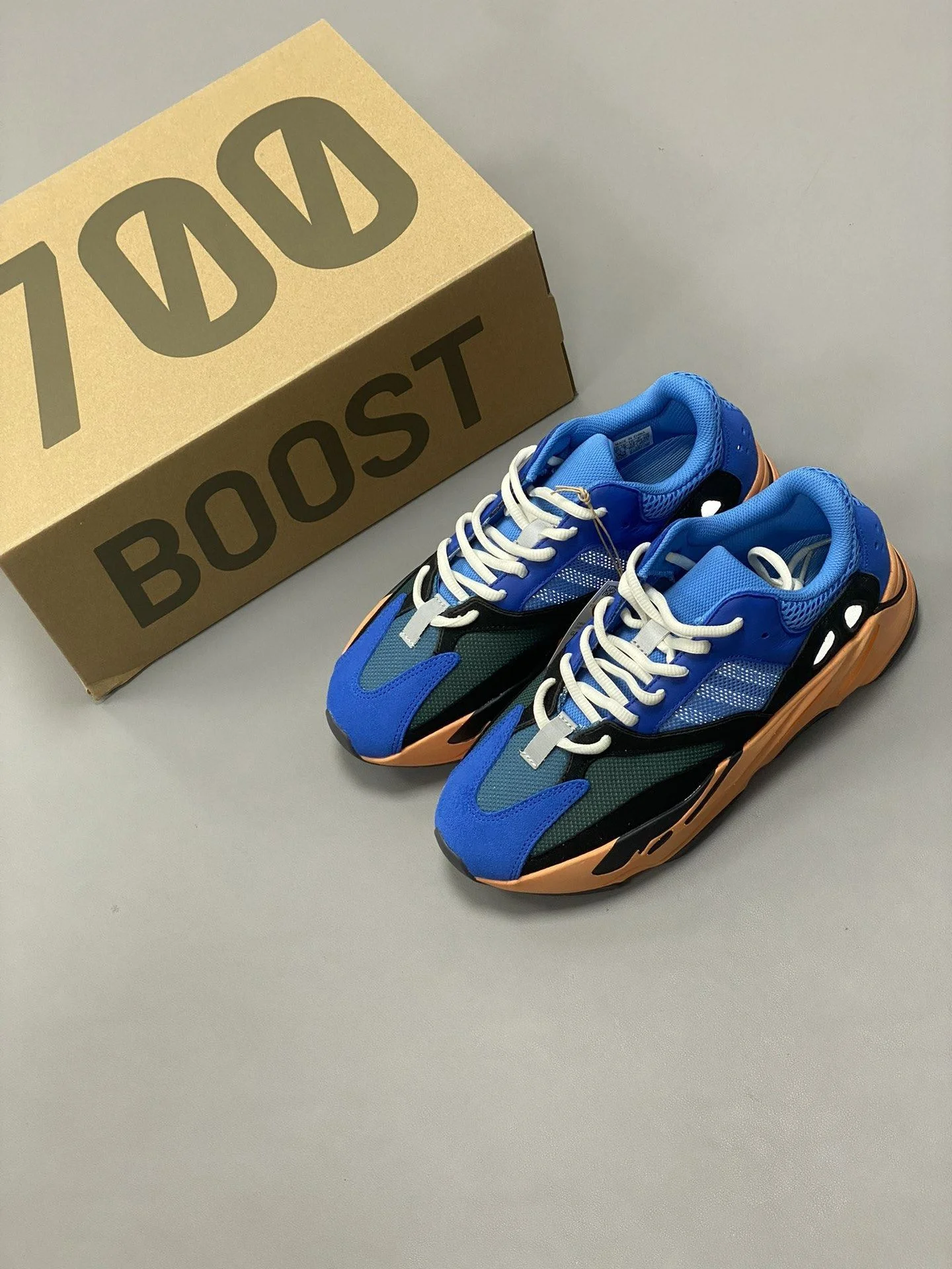 Value-priced Adidas Yeezy 700 Shoes