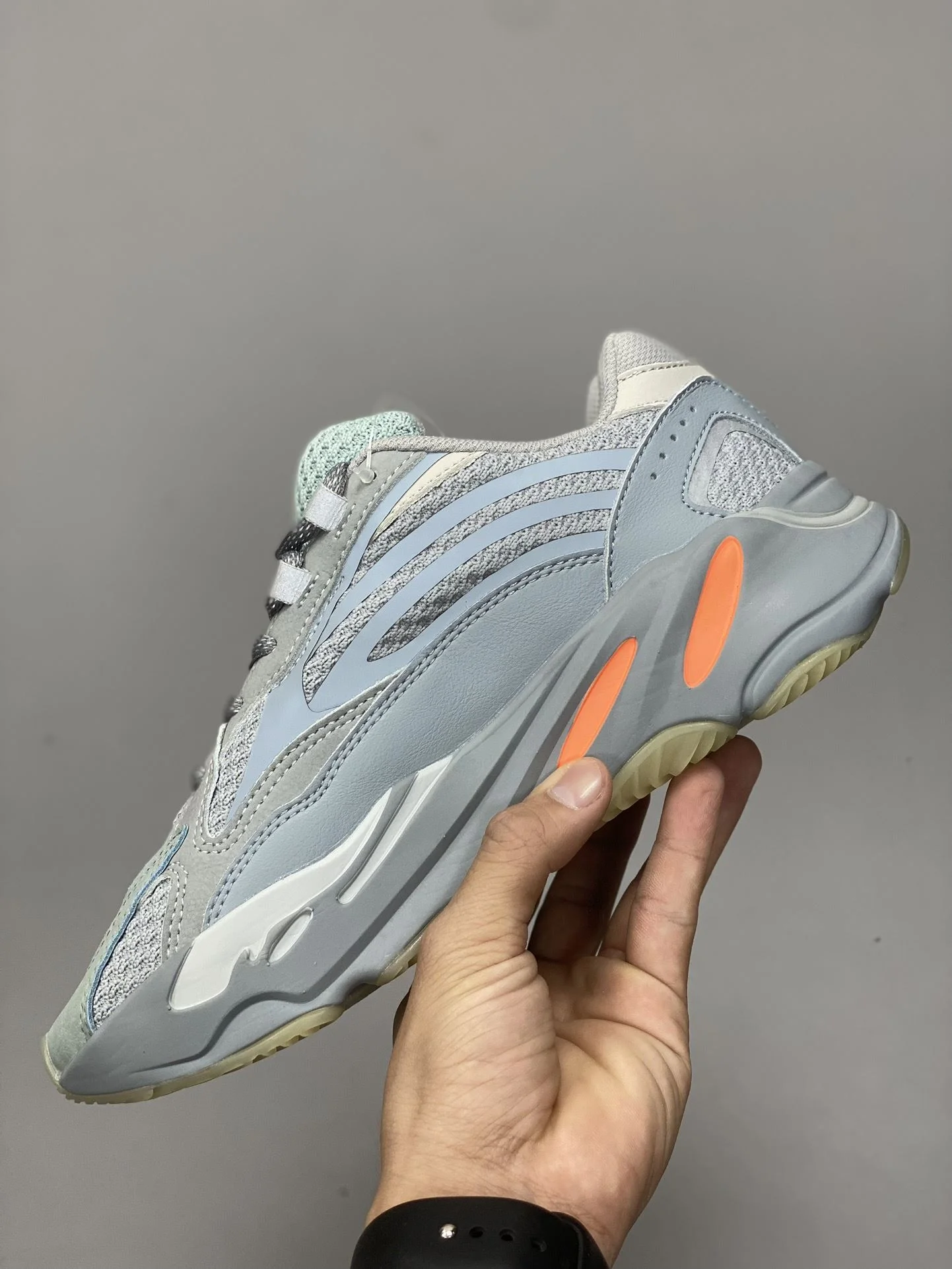 Factory-made Adidas Yeezy 700 Shoes