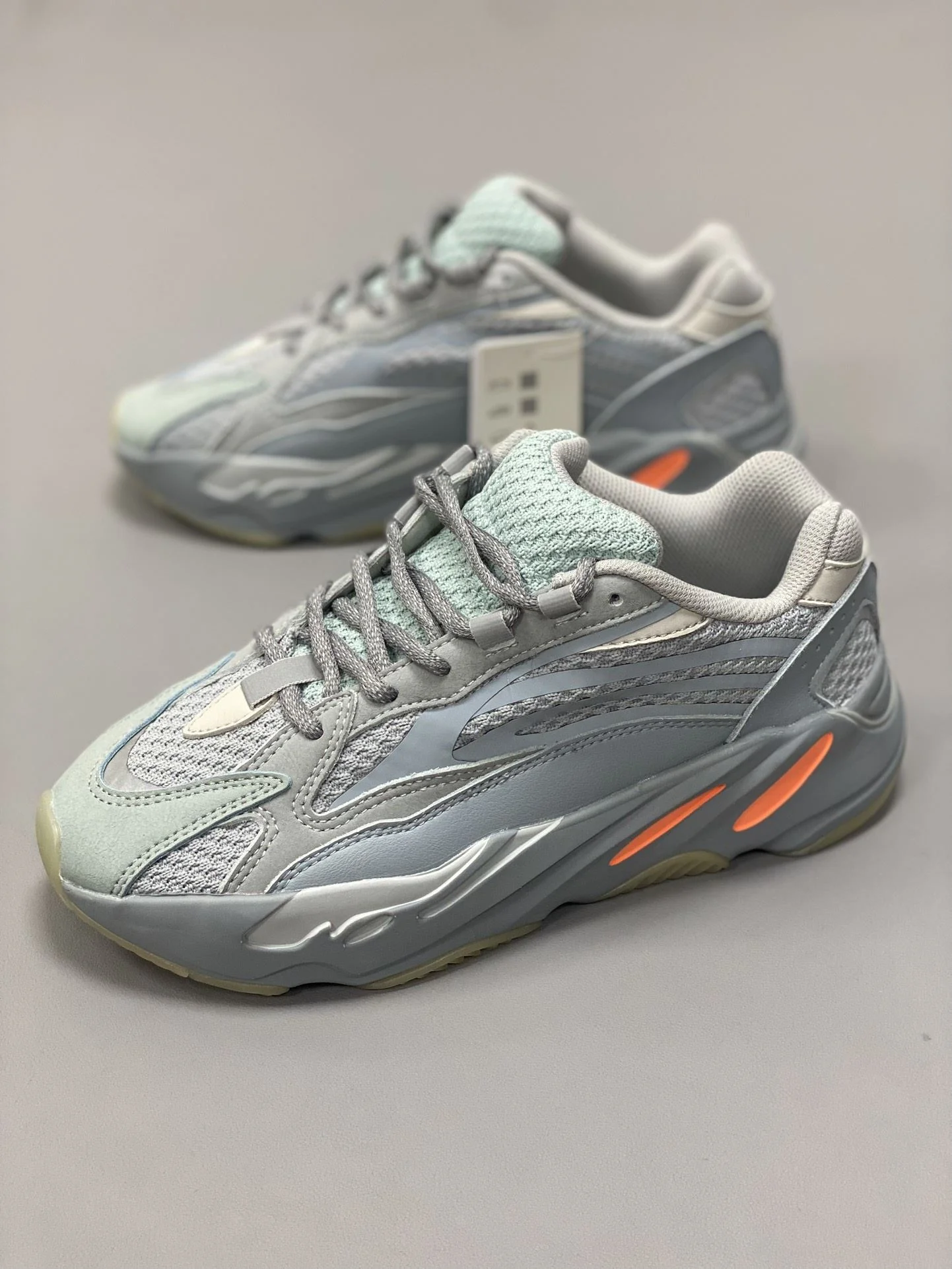 Factory-made Adidas Yeezy 700 Shoes