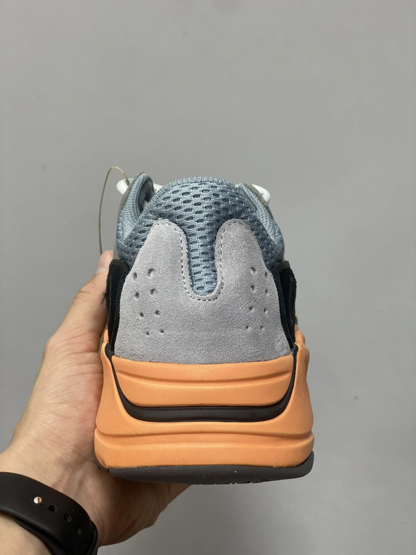 Reasonably priced Adidas Yeezy 700 Shoes