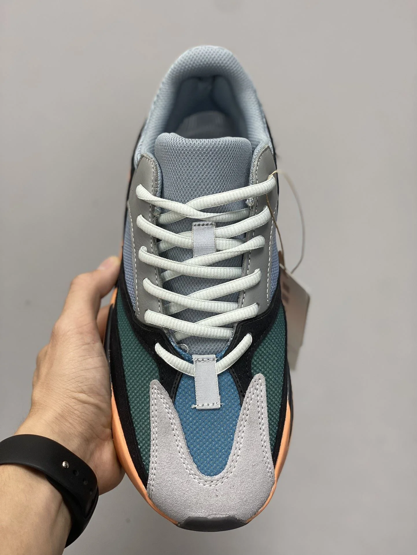 Reasonably priced Adidas Yeezy 700 Shoes