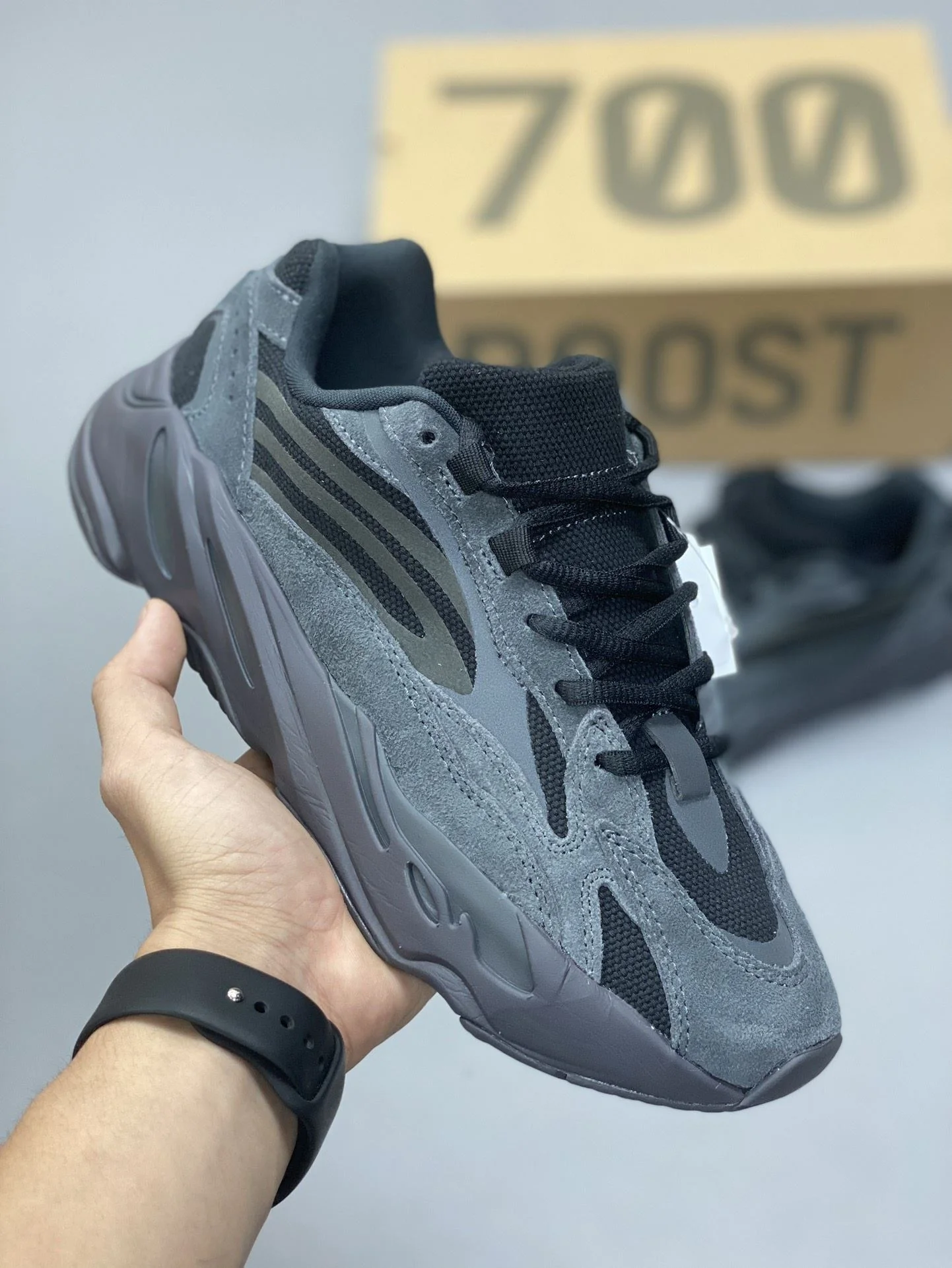Adidas Yeezy 700 Shoes
