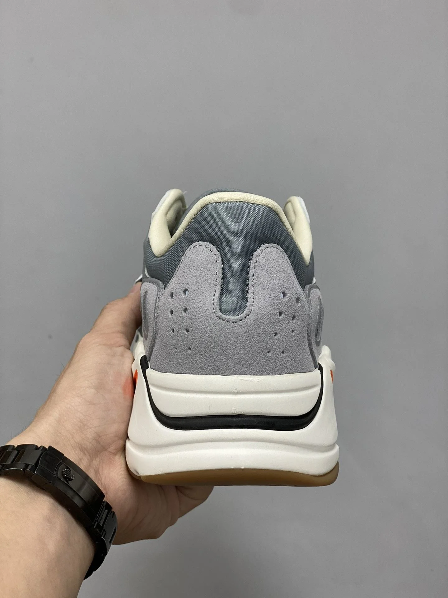 Discounted Adidas Yeezy 700 Shoes