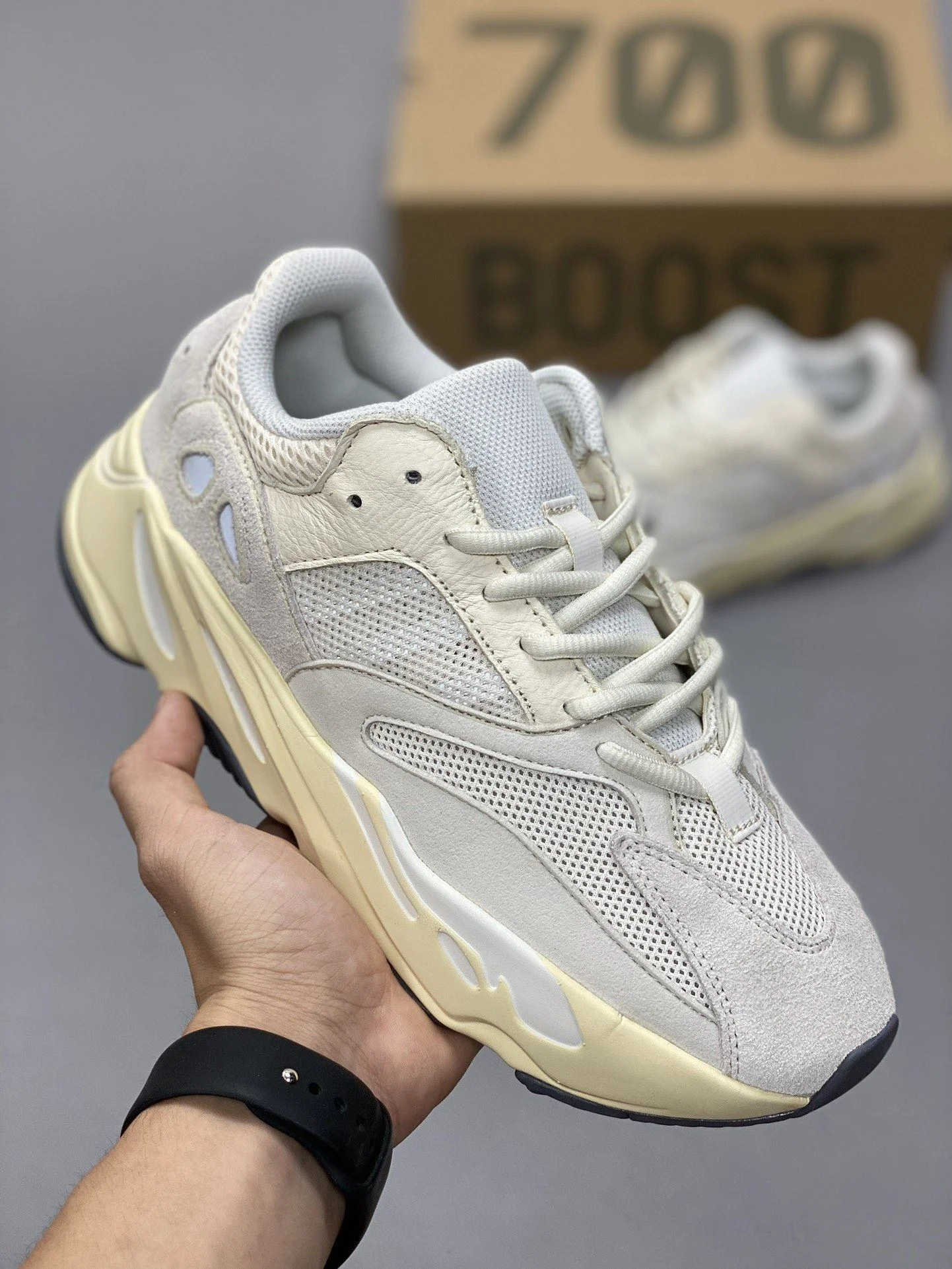 Adidas Yeezy 700 Shoes