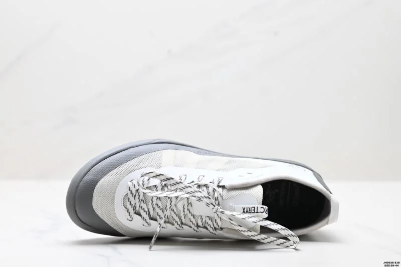Bargain Akc Teryx Shoes