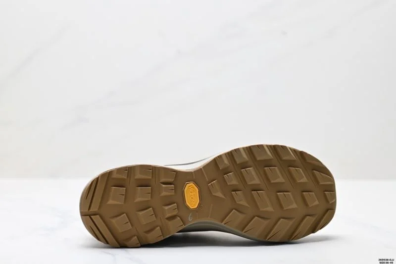 Top match Akc Teryx Shoes