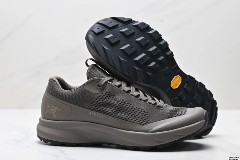 Accurate model Akc Teryx Shoes