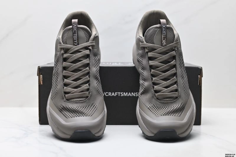 Accurate model Akc Teryx Shoes