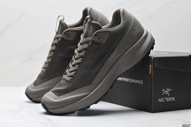 Accurate model Akc Teryx Shoes