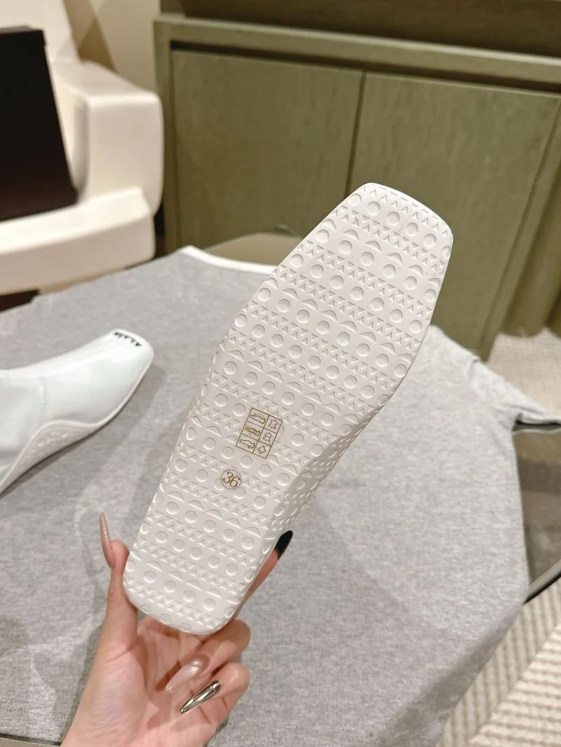 1:1 copy Alaia Boots