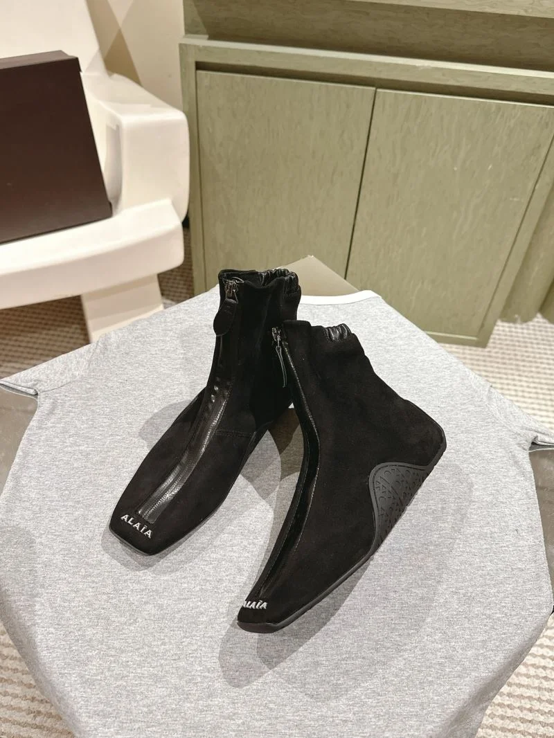 Brand-authenticated Alaia Boots