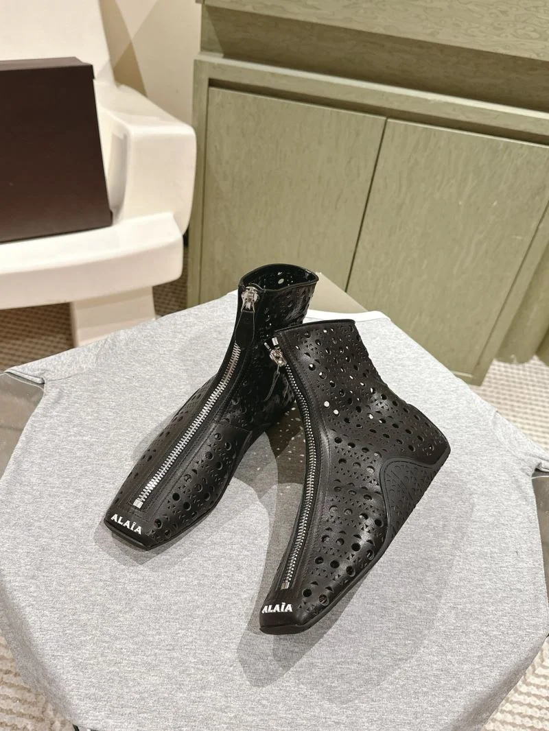 Legit Alaia Boots