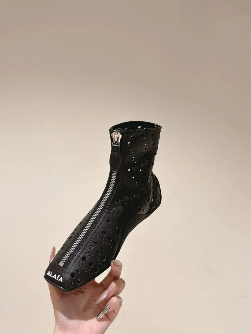 Legit Alaia Boots