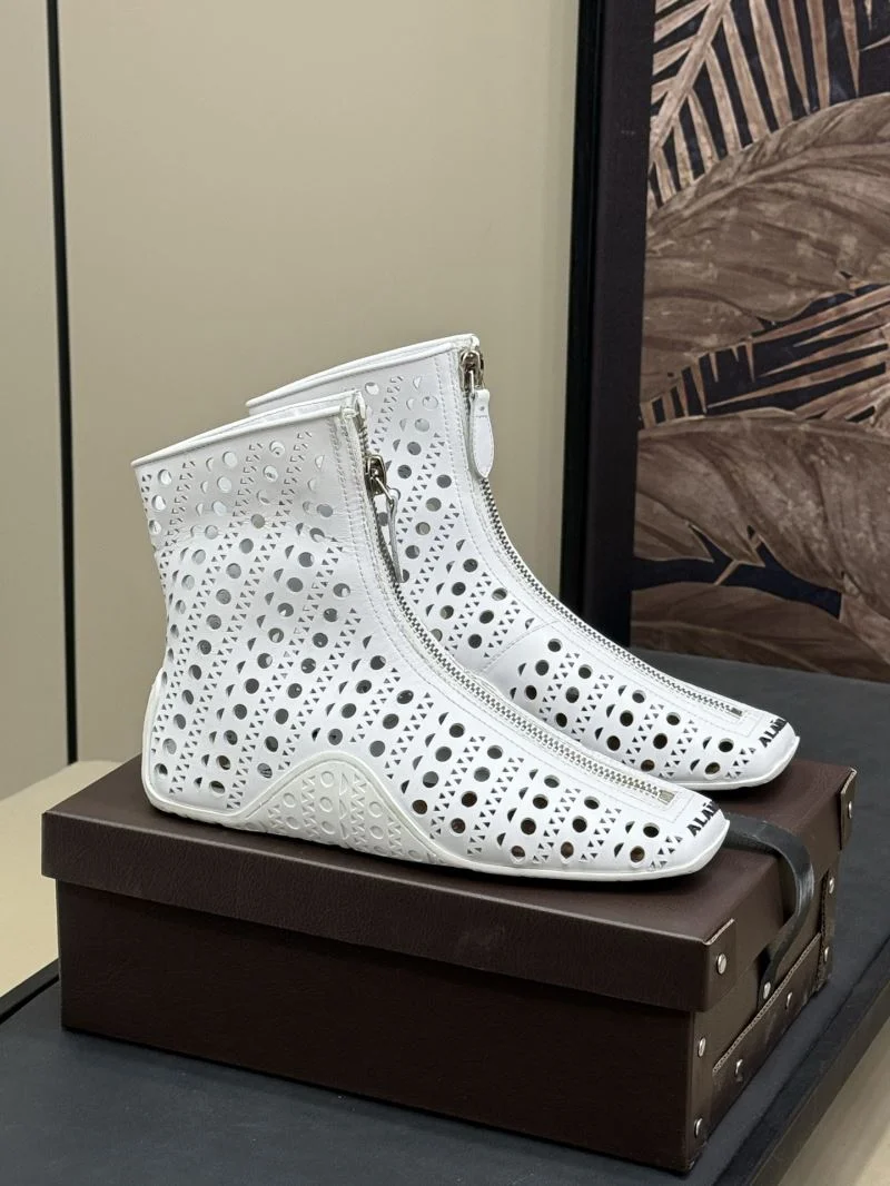 Alaia Boots
