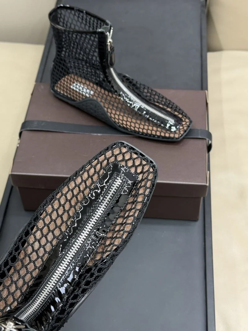 Bargain Alaia Boots
