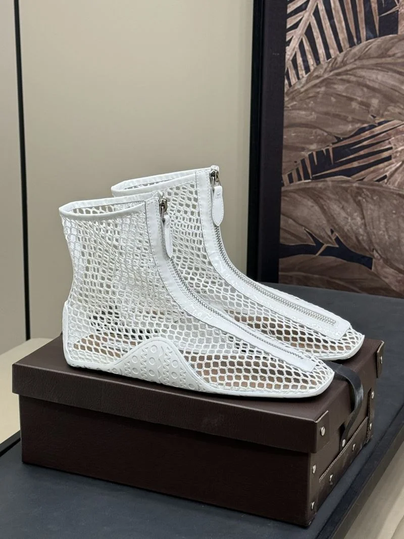 Alaia Boots