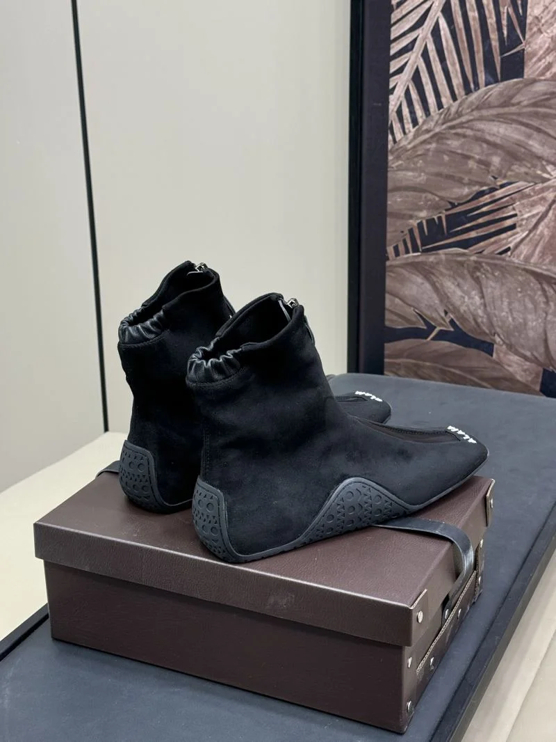 Exact replica Alaia Boots
