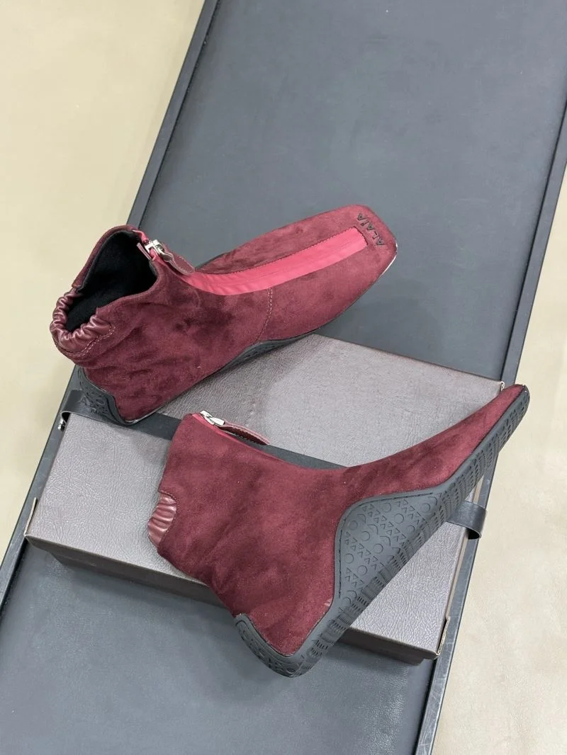 Factory-made Alaia Boots