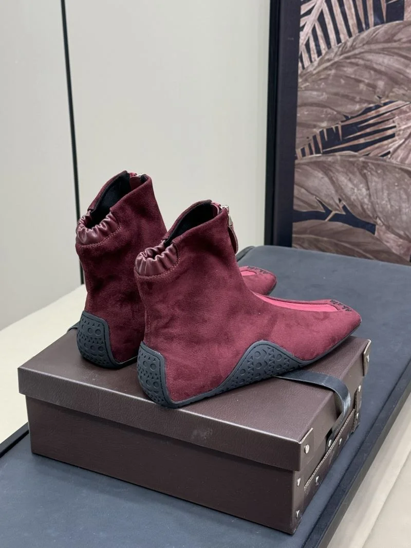 Factory-made Alaia Boots