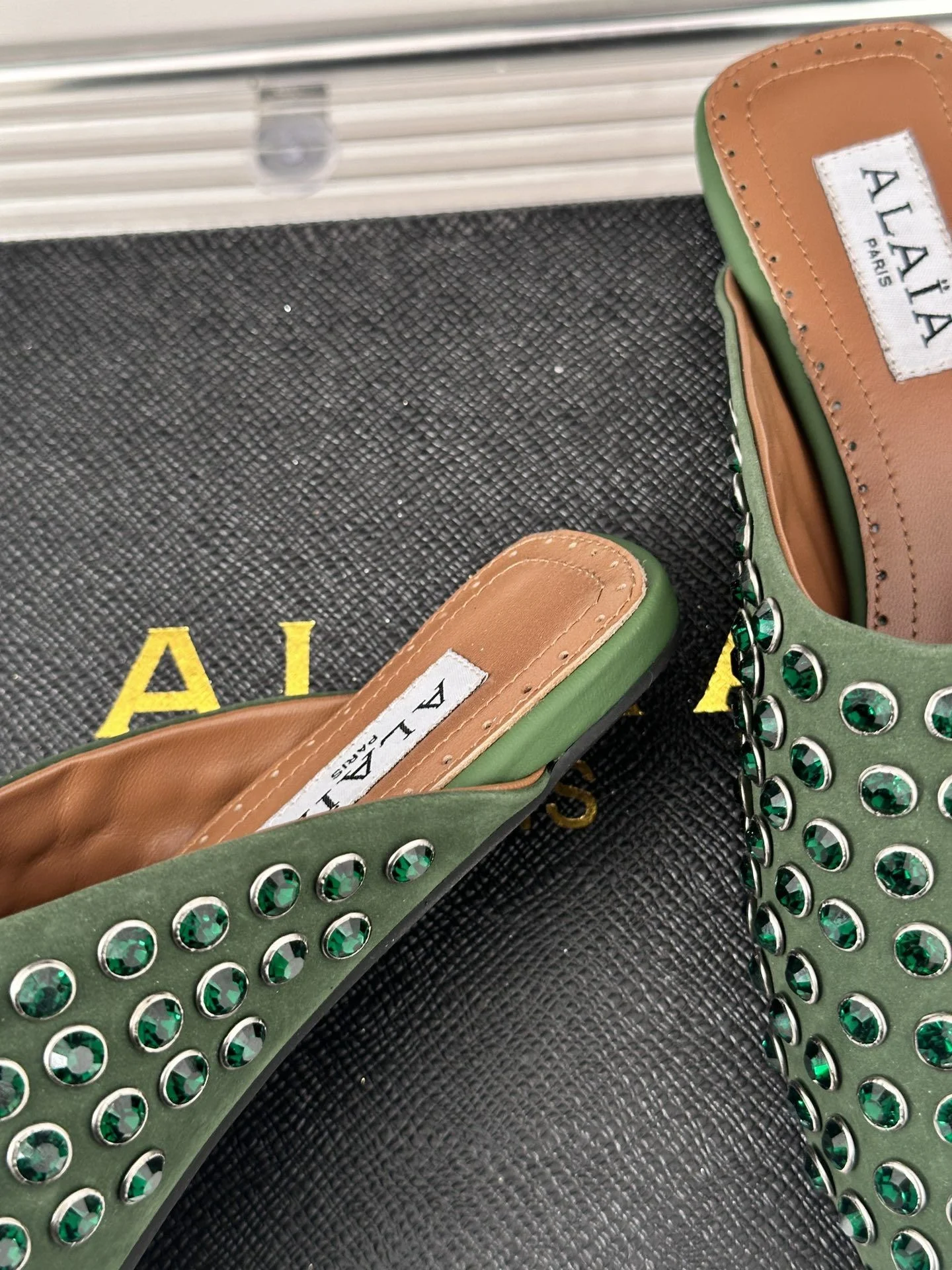 Brand-original Alaia Sandals