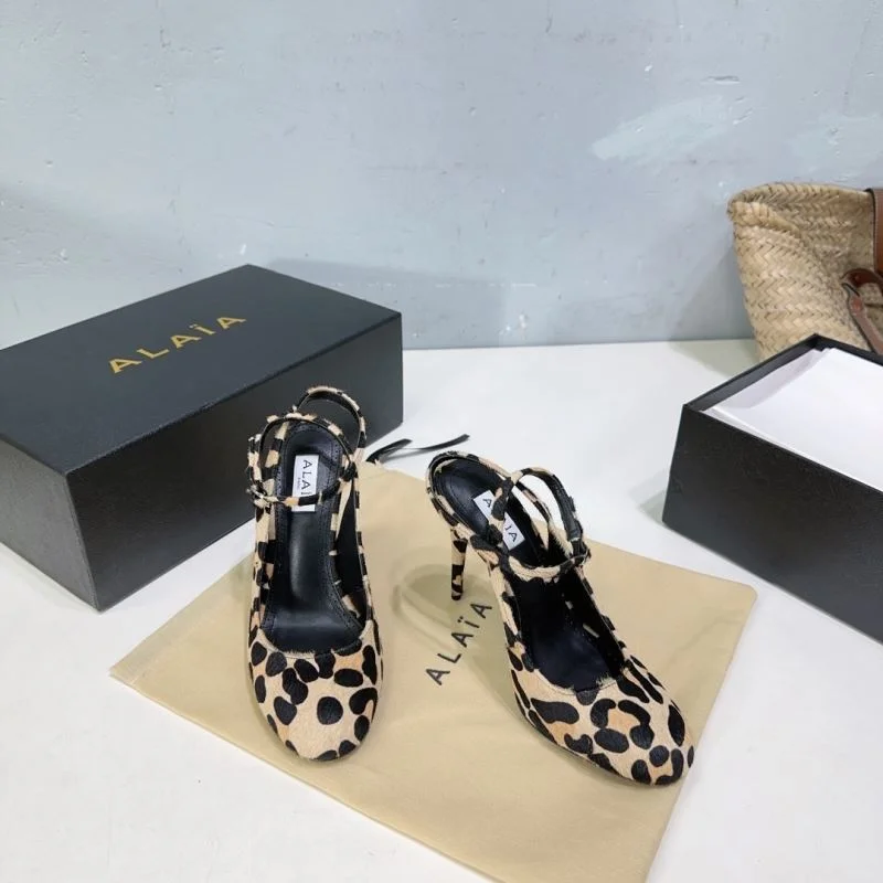 Alaia Sandals