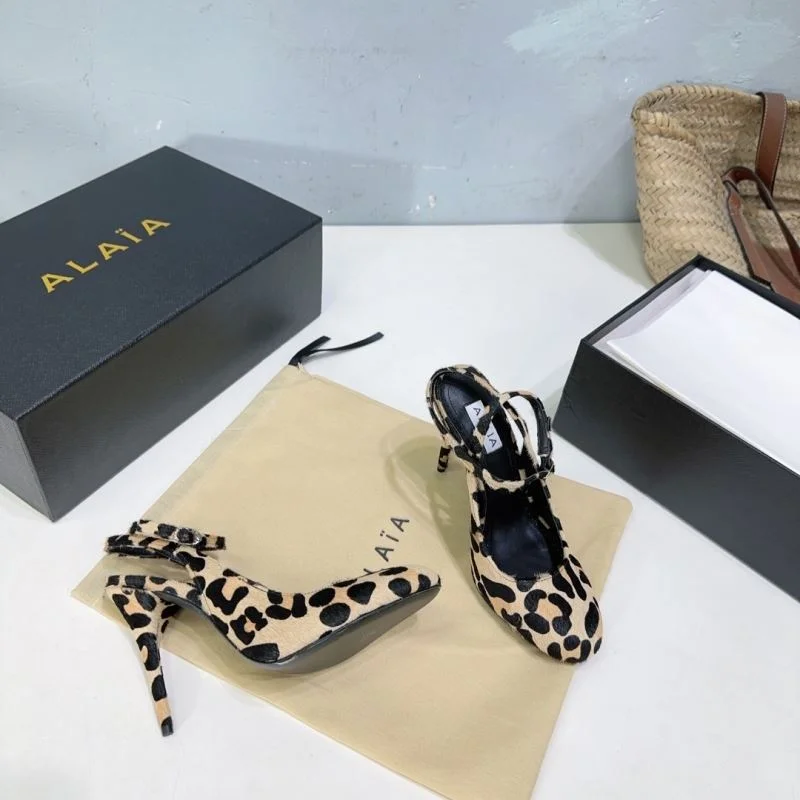 Brand-original Alaia Sandals