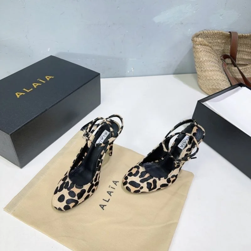Brand-original Alaia Sandals