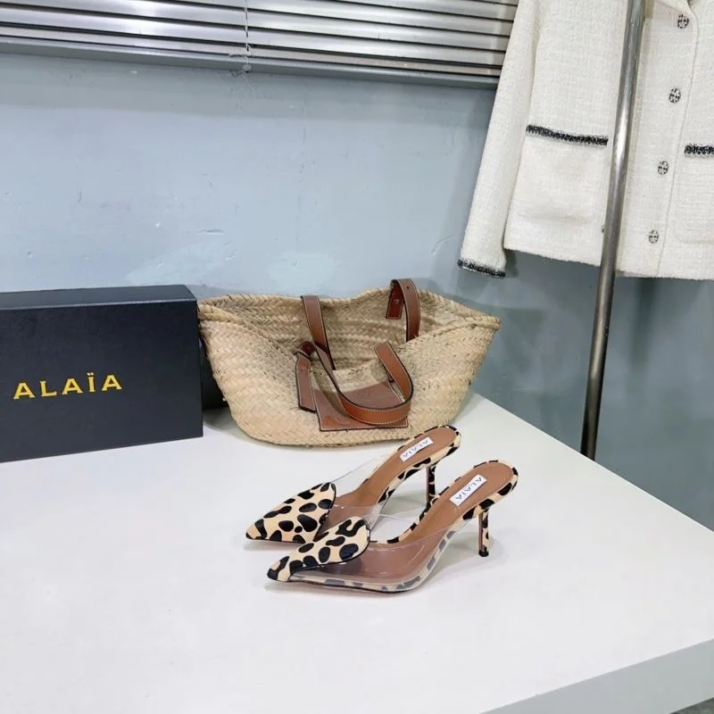 Economical Alaia Sandals