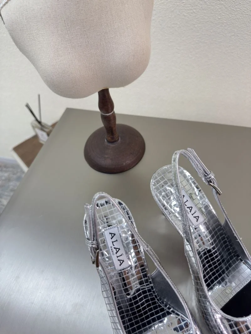 Discounted Alaia Sandals