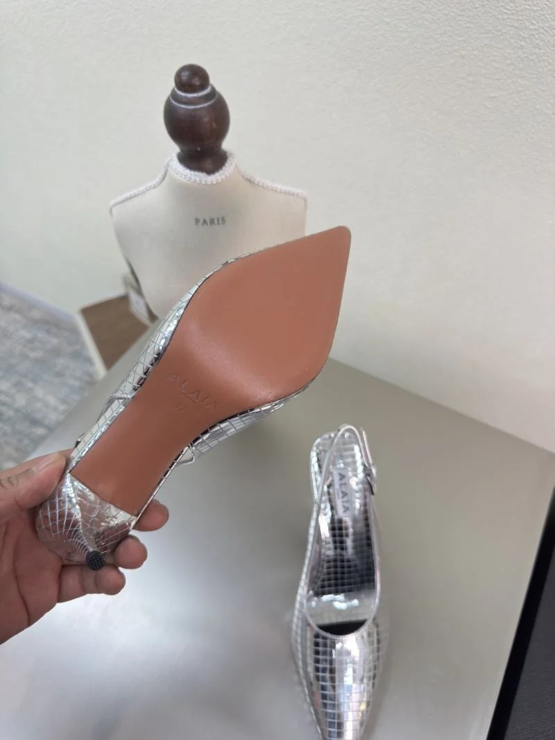 Discounted Alaia Sandals