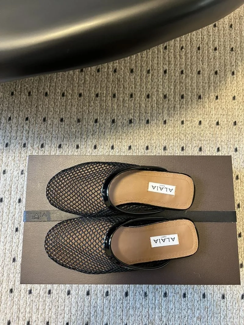 Discounted Alaia Sandals