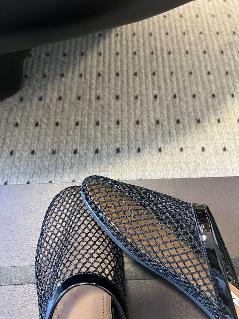 Discounted Alaia Sandals