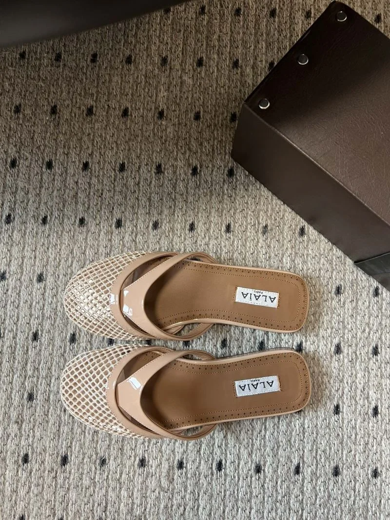 Precise copy Alaia Sandals