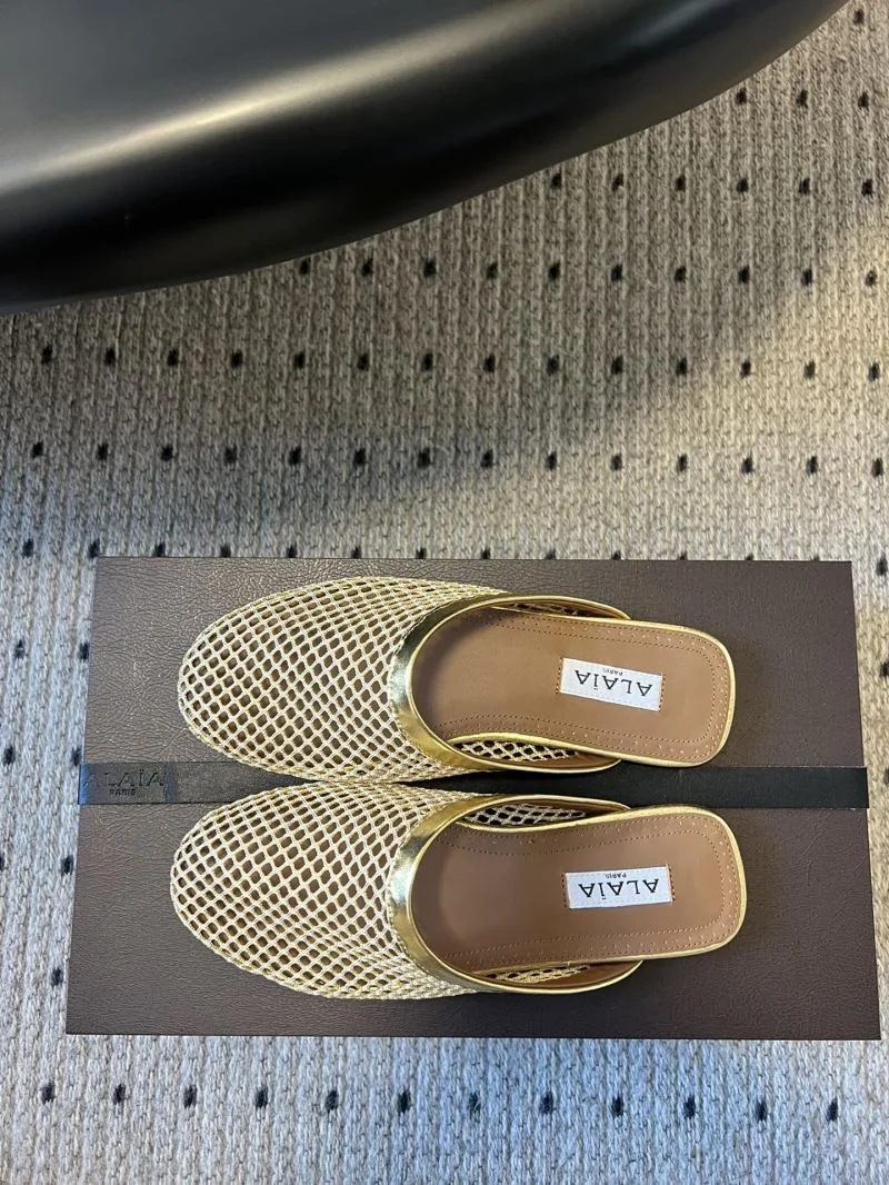 Economical Alaia Sandals