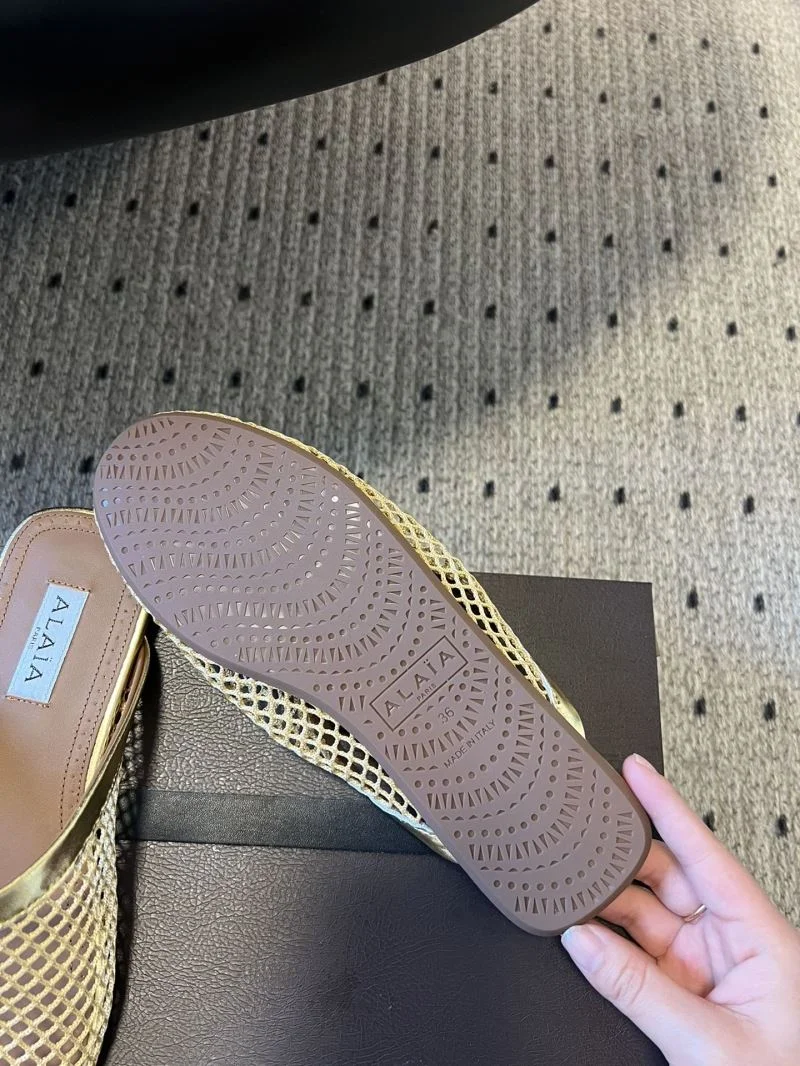 Economical Alaia Sandals