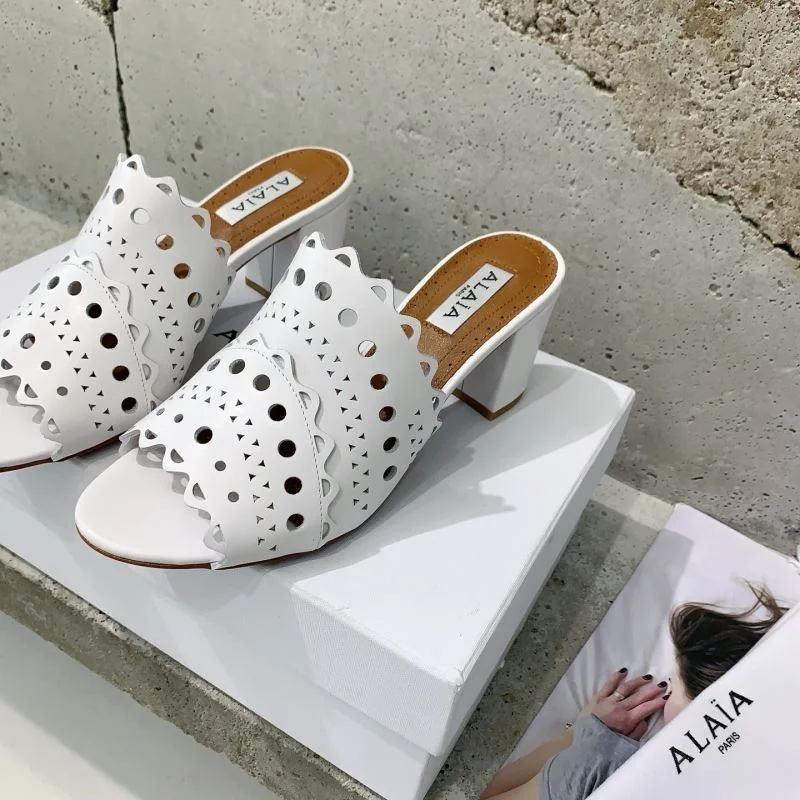 High accuracy Alaia Sandals