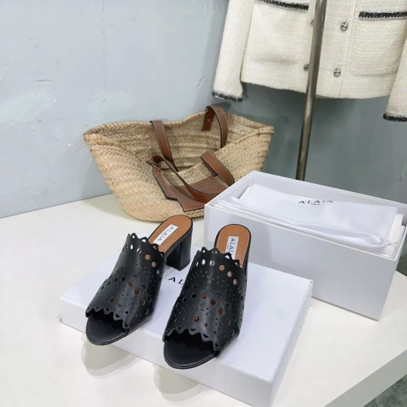 Exact replica Alaia Sandals