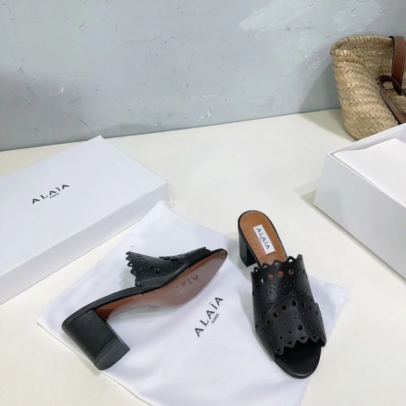 Exact replica Alaia Sandals