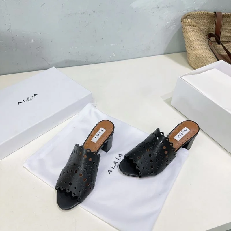 Exact replica Alaia Sandals