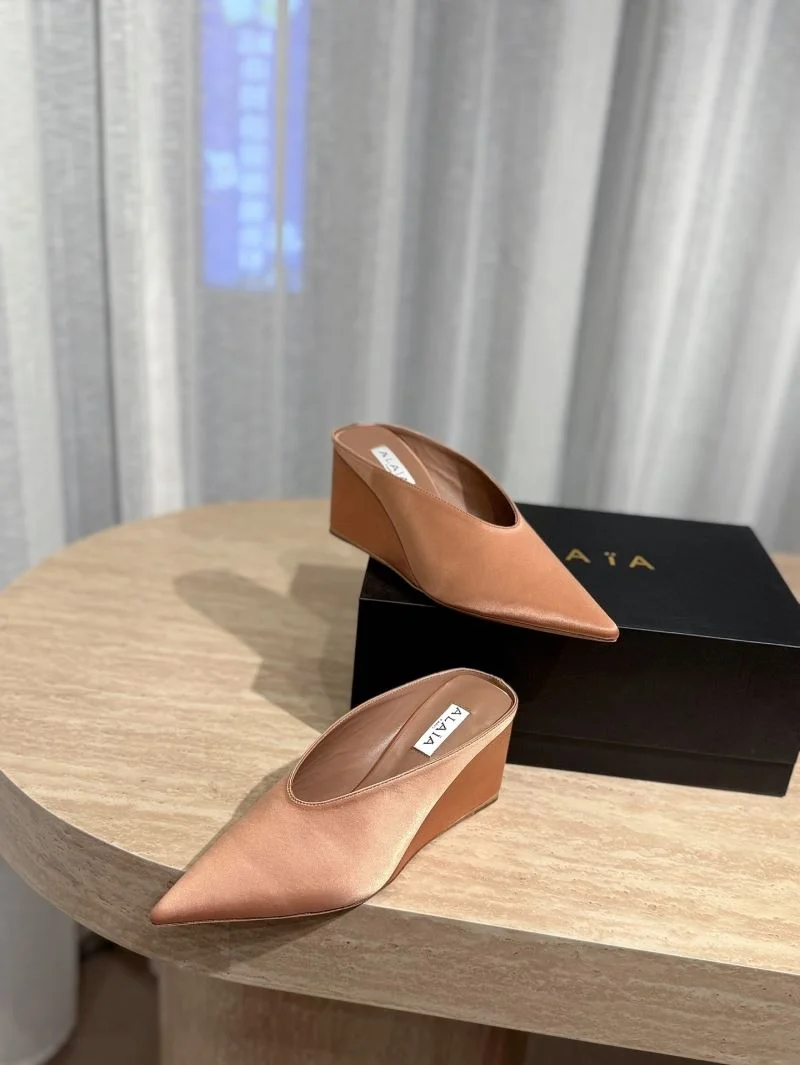 Factory-made Alaia Sandals