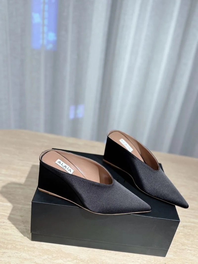 High accuracy Alaia Sandals