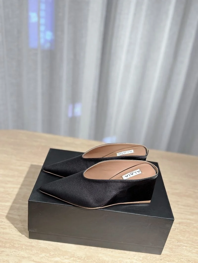 High accuracy Alaia Sandals