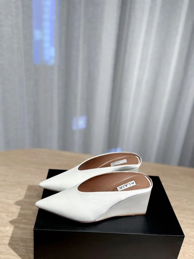 High fidelity Alaia Sandals
