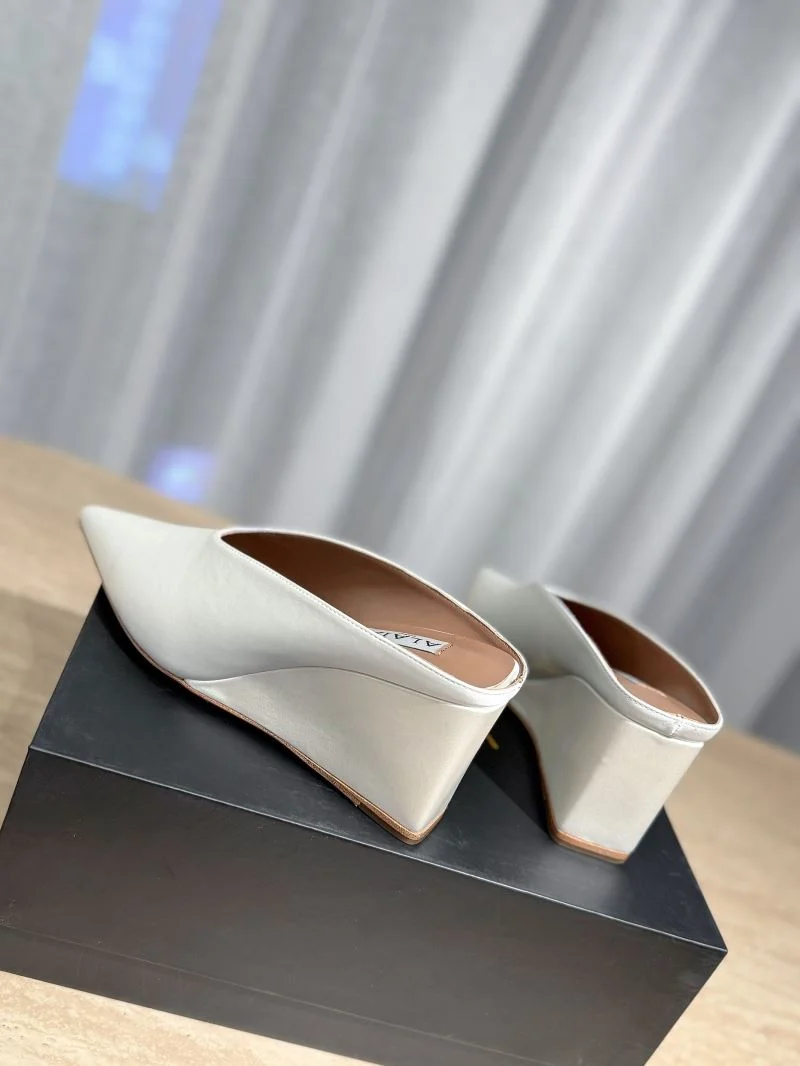 High fidelity Alaia Sandals