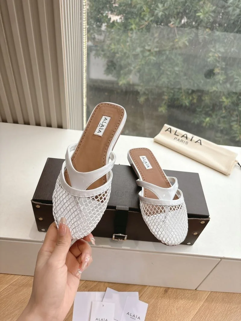 Inexpensive Alaia Sandals