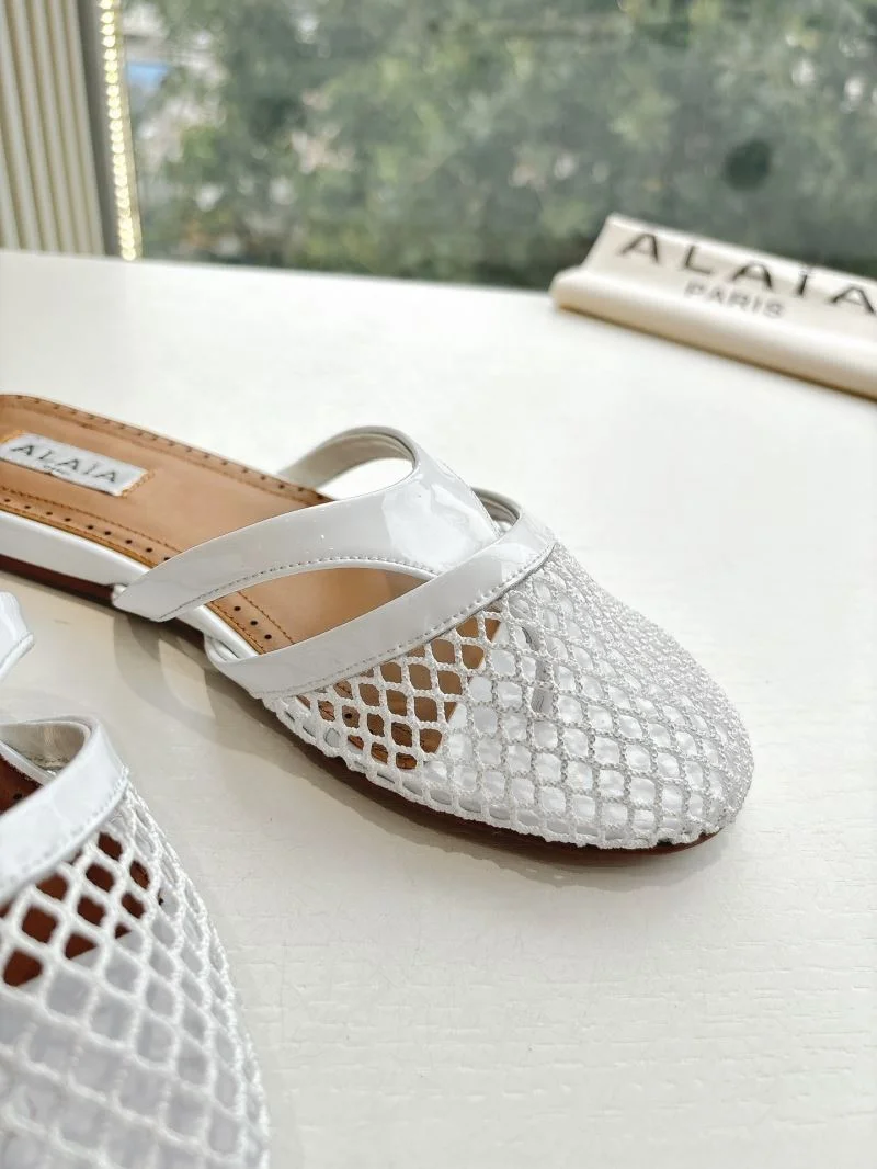 Inexpensive Alaia Sandals