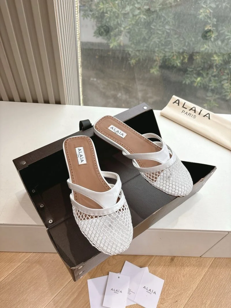 Inexpensive Alaia Sandals