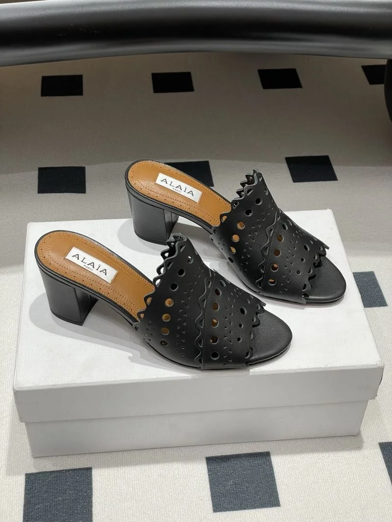 Top mirror Alaia Sandals