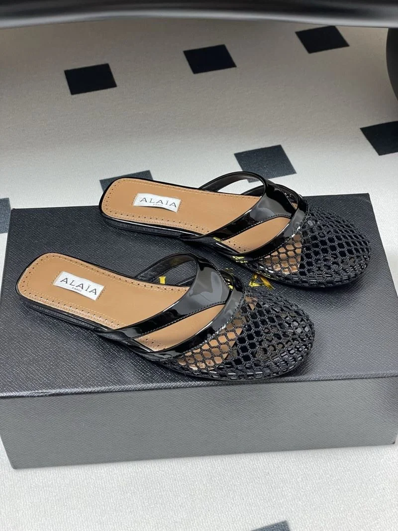 Discounted Alaia Sandals