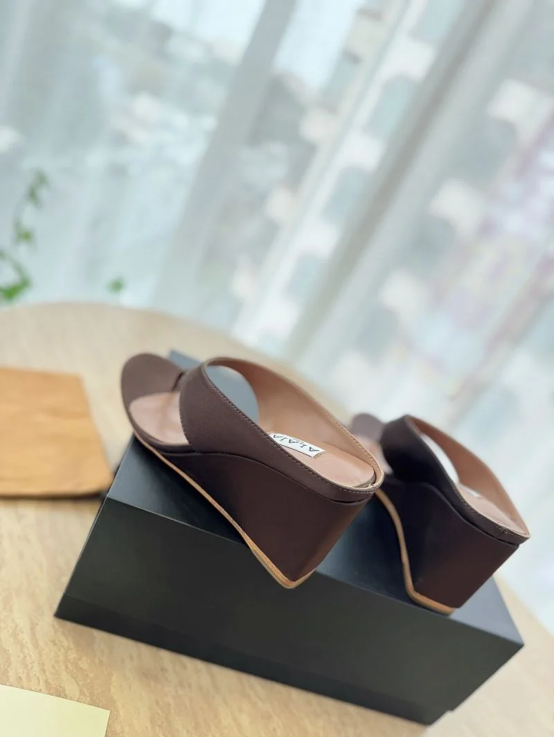 Brand-authenticated Alaia Sandals
